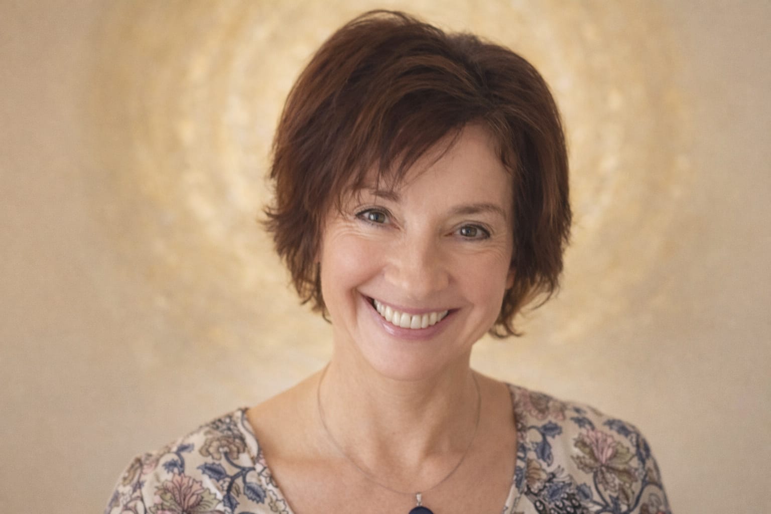 Elvira Samarpita – Spirituelle Heilerin & Wegbegleiterin aus dem Sein ...